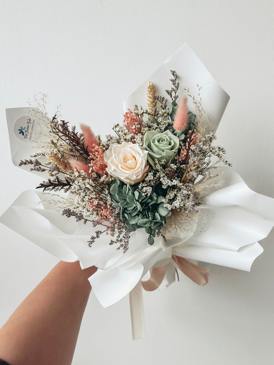 [Preserved] Layla- 2 Stalks Preserved Roses Bouquets – The Flower Tale