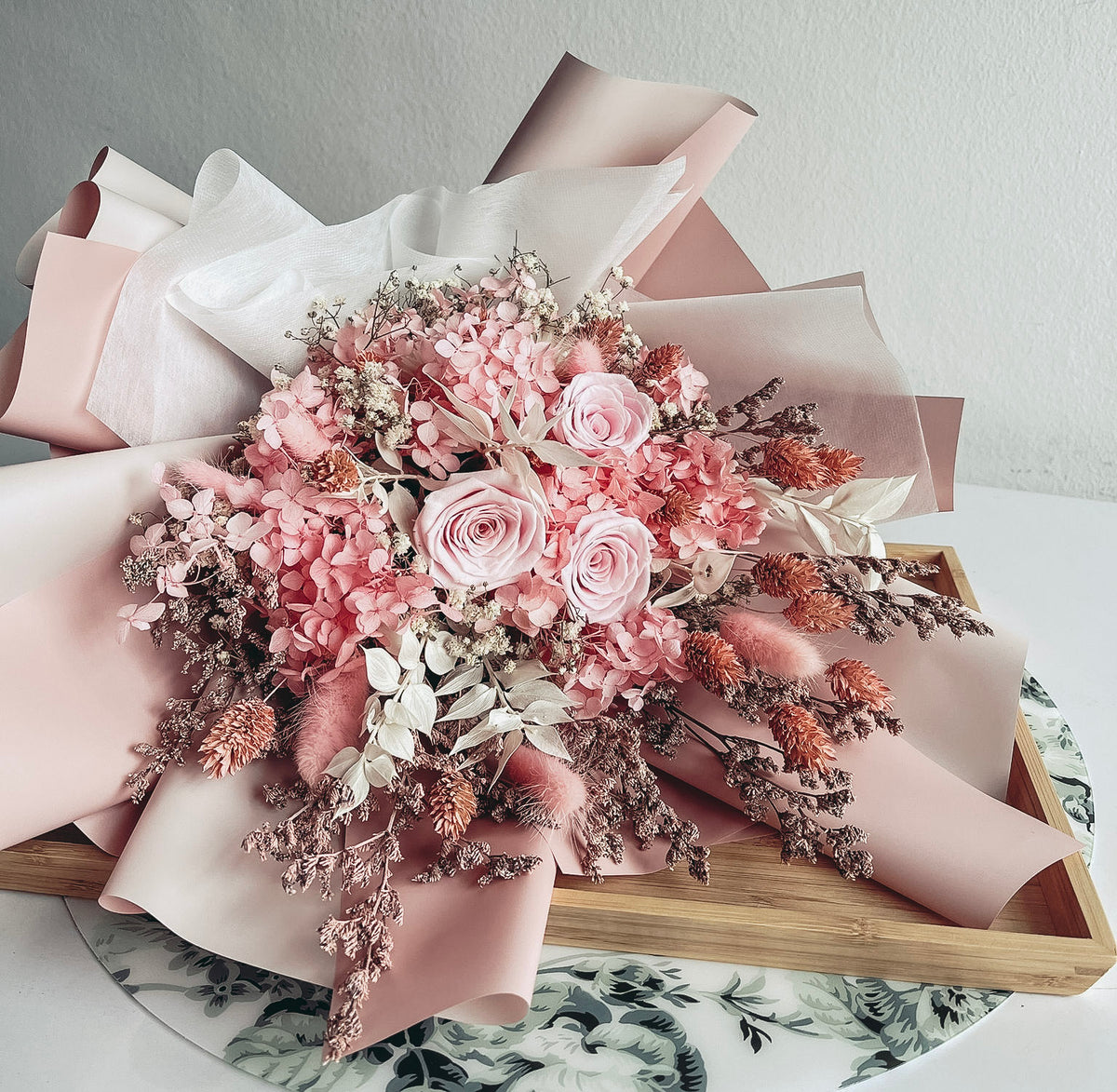(Preserved) Olivia- 3 stalks roses bouquet – The Flower Tale
